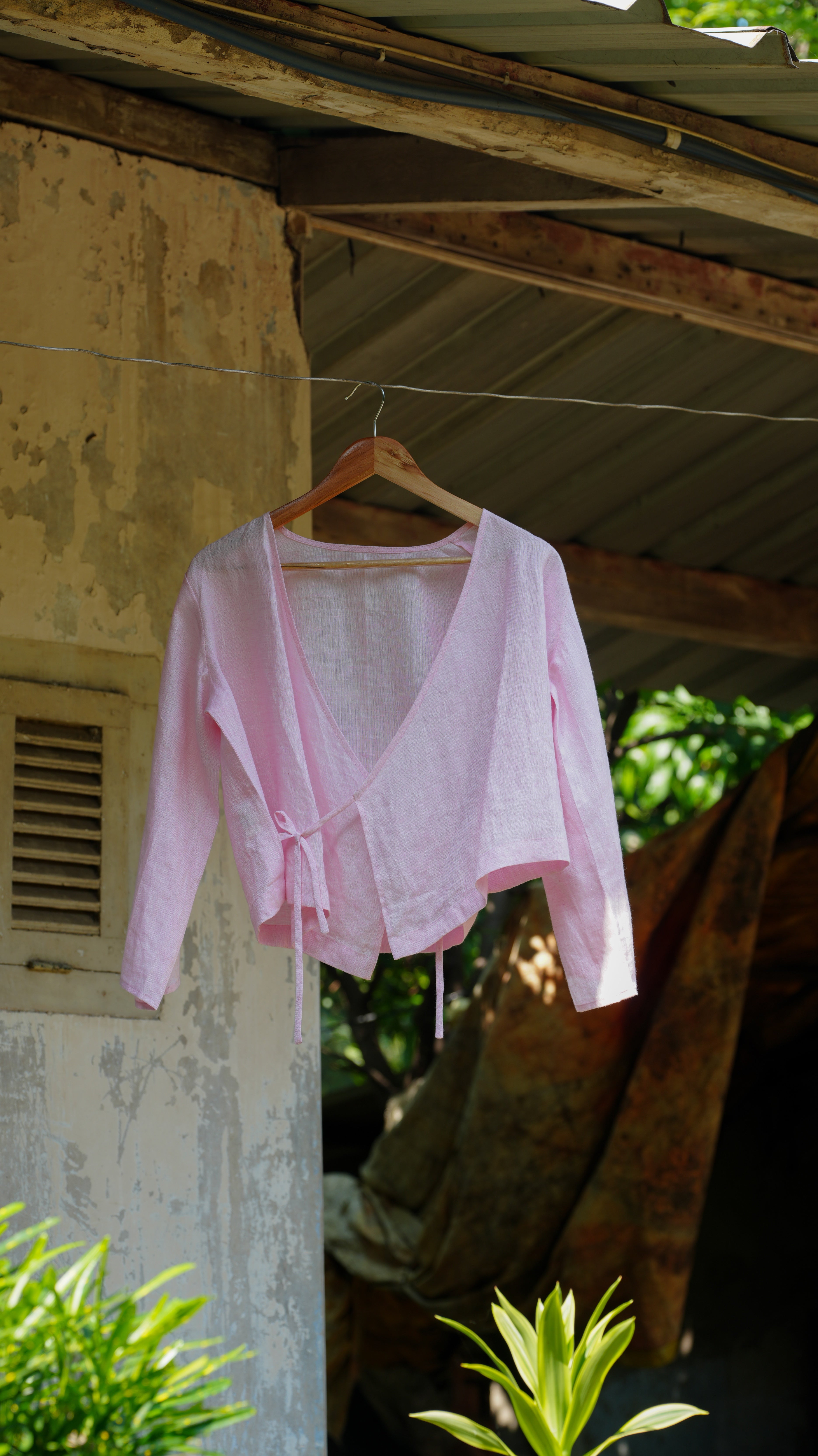 Knot and Cross Samue shirt | 100% linen | Kissa-goi – Kissa-goi Studios